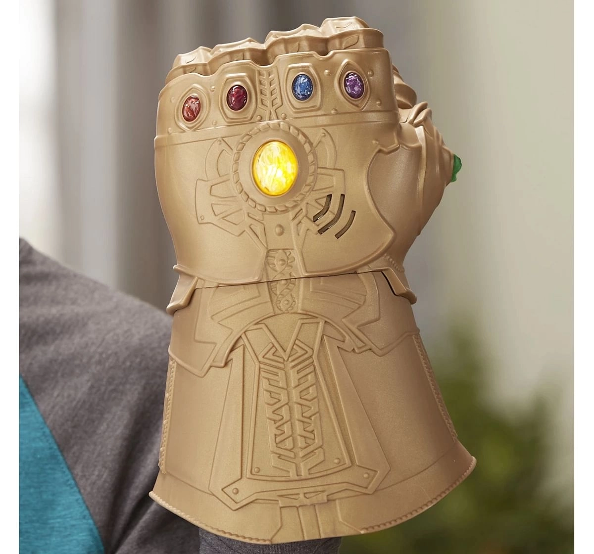 Shop Marvel Avengers: Infinity War Infinity Gauntlet Electronic Fist ...