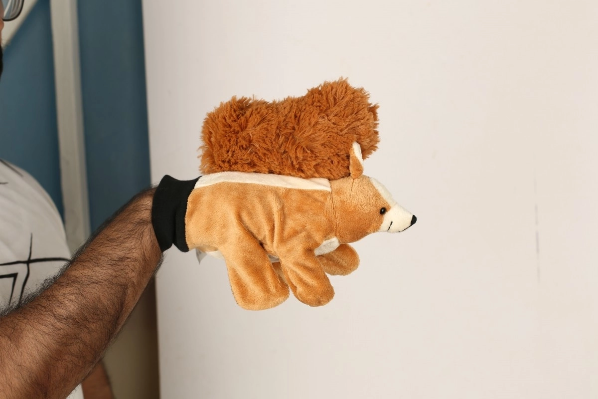 Softbuddies Squirrel Puppet Soft Toys For Kids, 3M+, Multicolour