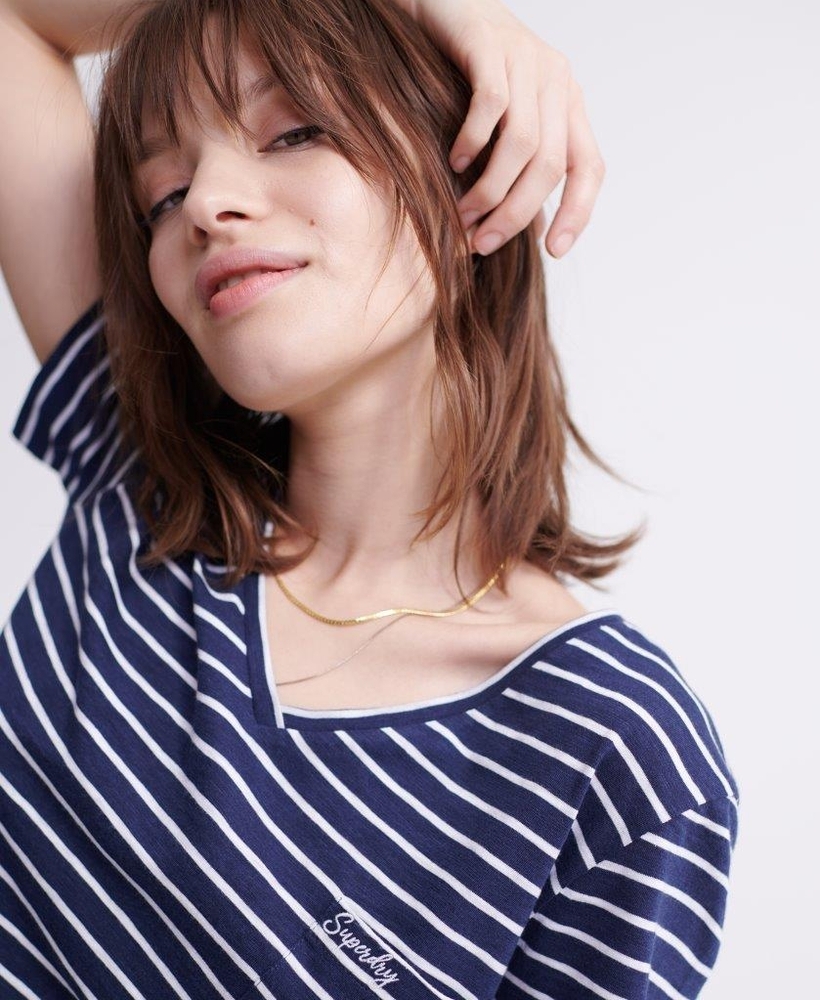 OL ESSENTIAL VEE TEE